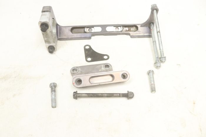 Can-Am Maverick X3 Turbo 17+ HESS Steering Rack Support Steering Flag ...