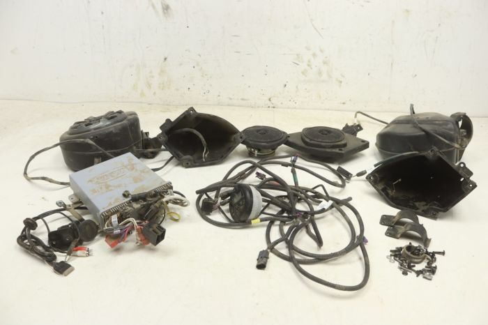 Can-Am Commander 1000 LTD 17 Jensen Stereo Kit 51426 - Power Sports ...